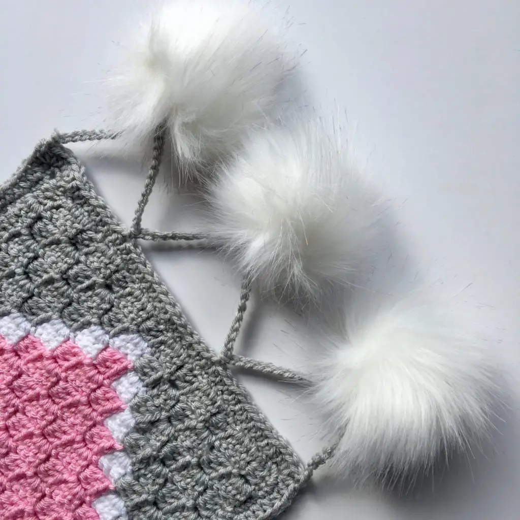 Heart C2C Scarf Free Crochet Pattern - Nana's Crafty Home