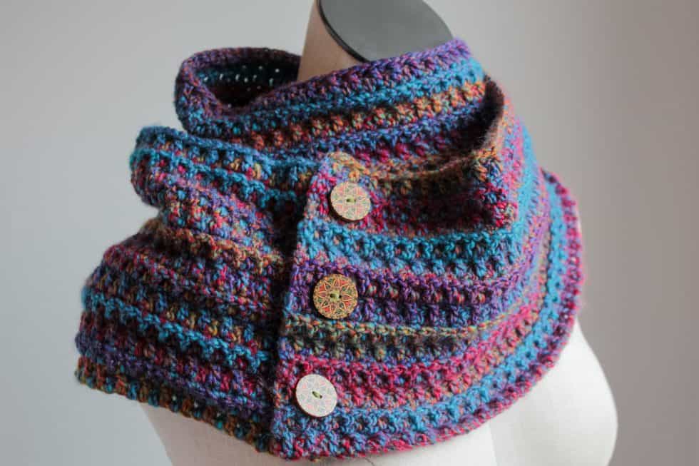 Infinity Scarf Crochet Pattern free crochet pattern!